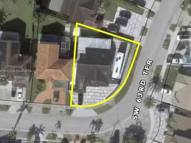 15599 SW 63rd Ter, Miami, FL 33193 MLS A11801521