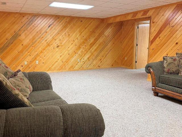 1559 N Dewey Ave, Reedsburg, WI 53959 | MLS #2010