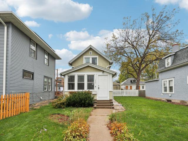 1559 Almond Avenue