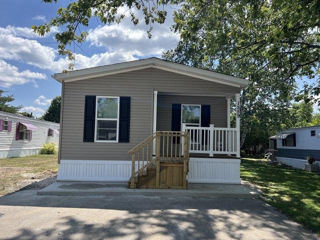 1559 Geraldton Pl, Traverse City, MI 49686