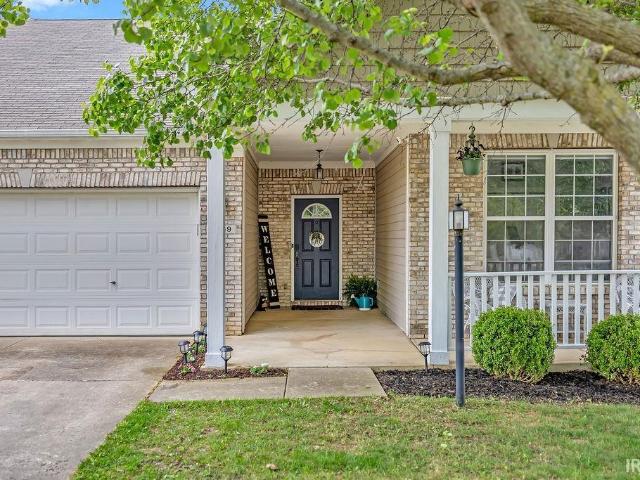 1559 W Castle Court
