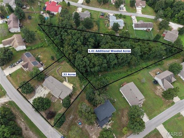 15505 Top Dr, Saint Robert, MO 65584