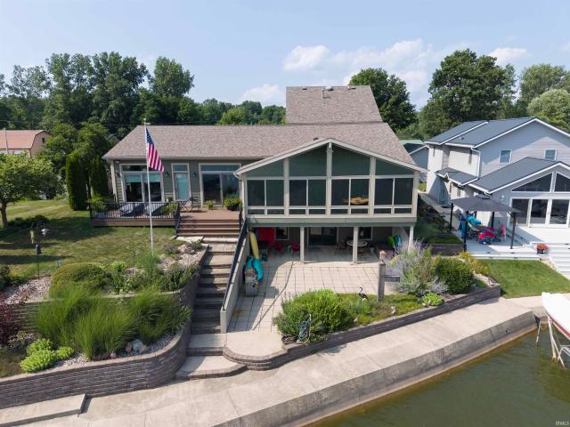 1550 North Shore Drive