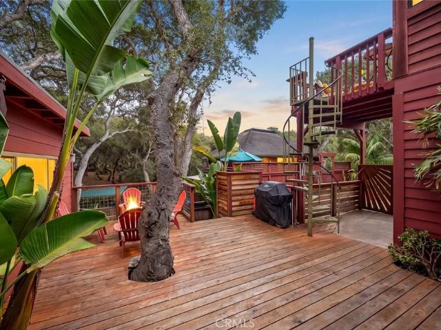 1550 Bayview Heights