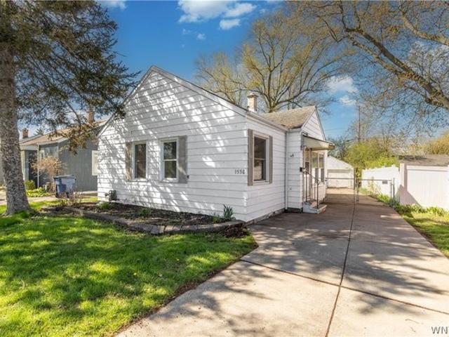 1550 Eggert Rd, Buffalo, NY 14226