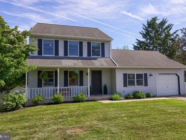 1550 Putnam Dr, Lancaster, PA 17602