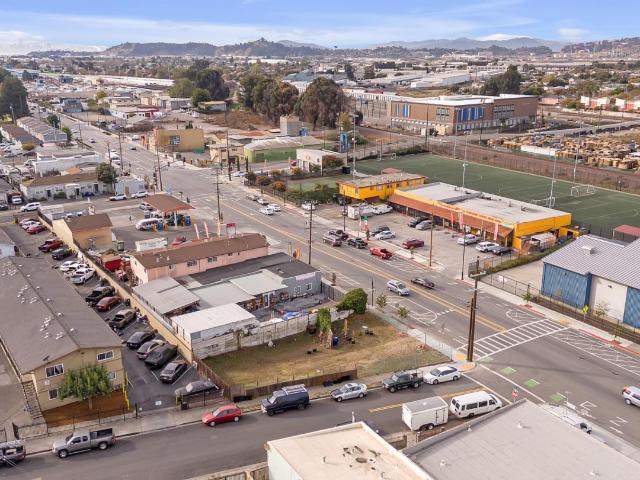 1550 Rumrill Boulevard