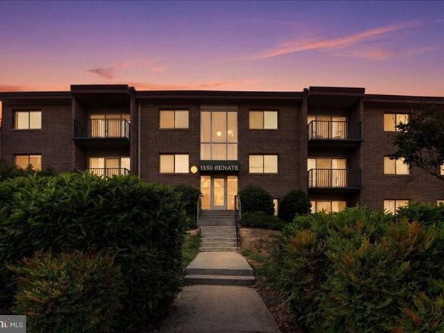 1550 Renate Dr Apt 203, Woodbridge, VA 22192