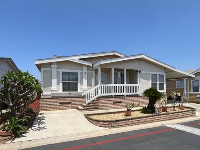 1550 Rimpau Ave Spc 102, Corona, CA 92881