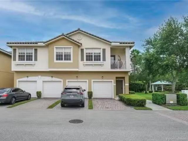 1550 SE Hampshire Way, 104, Stuart, FL 34994