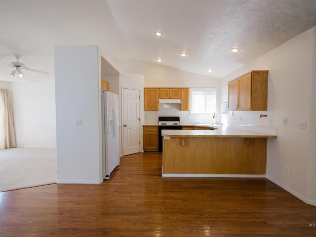 1550 Targhee