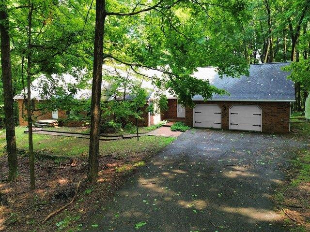 1550 Welsh Hills Rd NE, Granville, OH 43023
