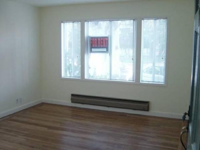 $1550 901 Burlingame Ave