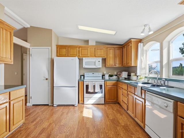 15513 War Eagle Rd