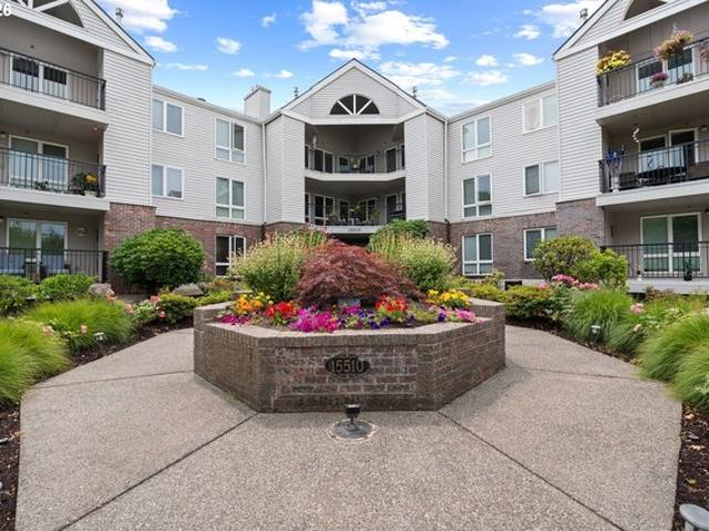 15510 NE Knott St Unit 11, Portland, OR 97230