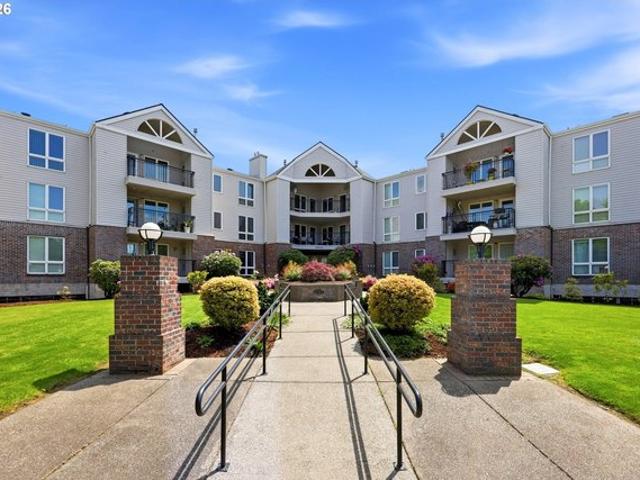 15510 NE Knott St Unit 3, Portland, OR 97230