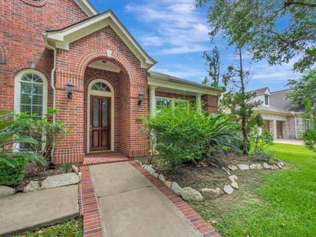 15511 Pinenut Bay Ct, Houston, TX 77059