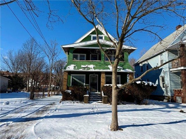 15517 Kipling Ave, Cleveland, OH 44110