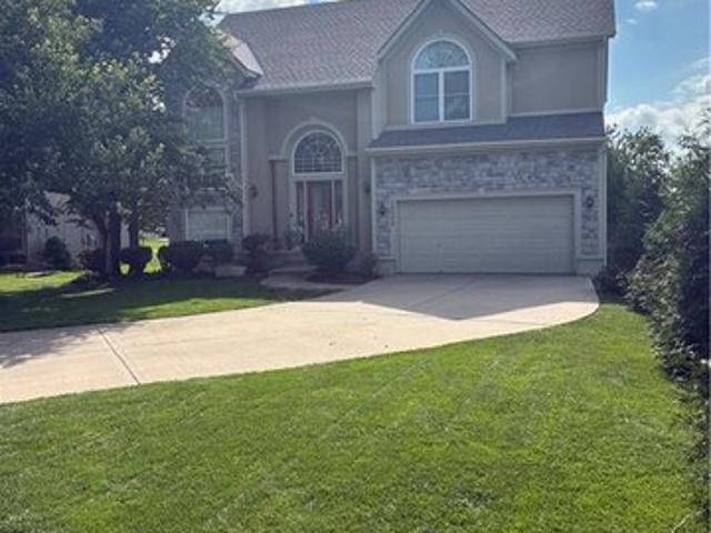 15514 S Hunter St, Olathe, KS 66062