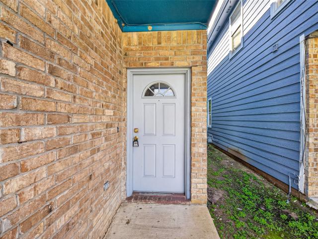 15515 Waldron Circle B