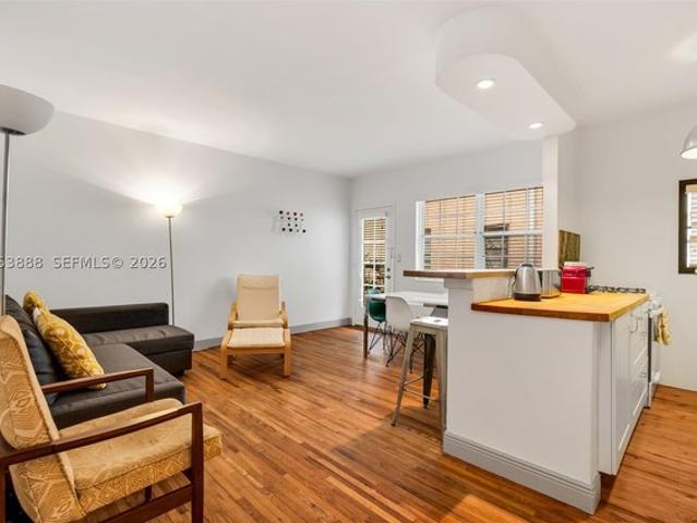 1551 Michigan Ave Apt 12, Miami Beach, FL 33139