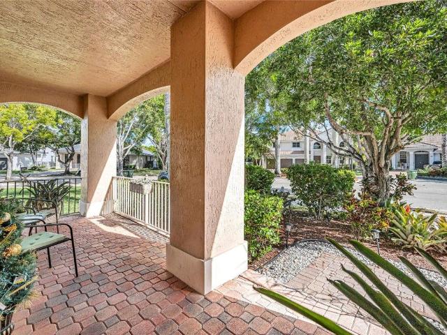 1551 Blue Jay Circle, Weston, US, FL