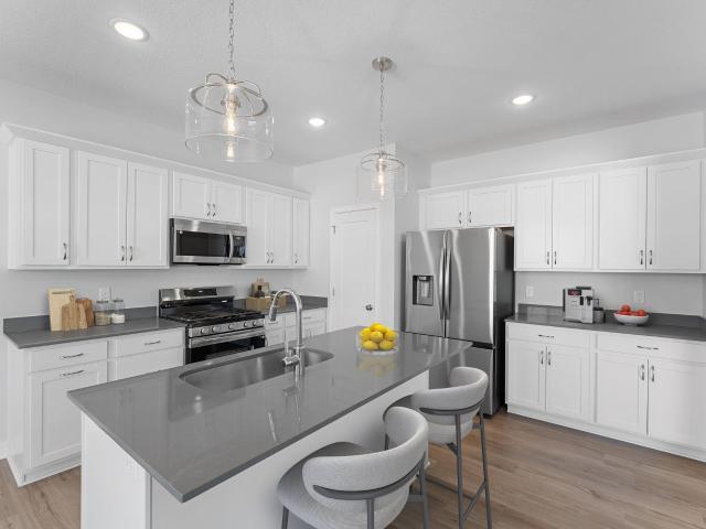 1551 Creekwood Dr