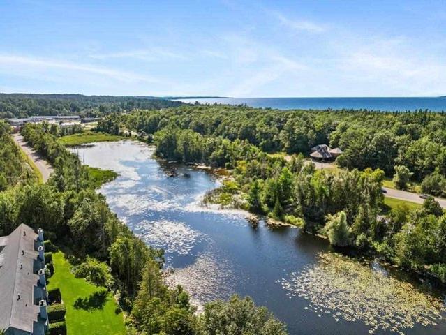 1551 Konle Rd Apt 15, Petoskey, MI 49770