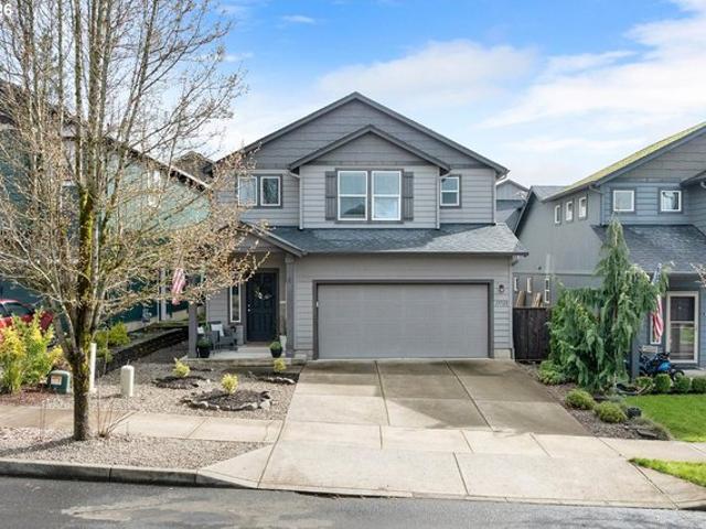 15520 Rainier Ave, Sandy, OR 97055