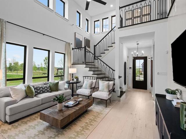 15522 Swallowtail Street