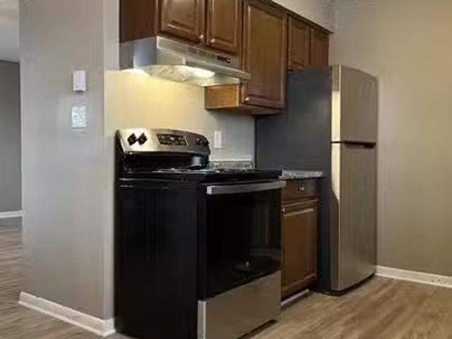 15525 East 10 Mile Road 13 15525 East 10 Mile Road