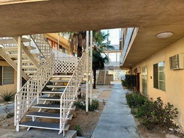 15525 Nordhoff St 2 Bedroom Apartment for Rent at 15525 Nordhoff St, Los Angeles, CA 91343 North Hills East