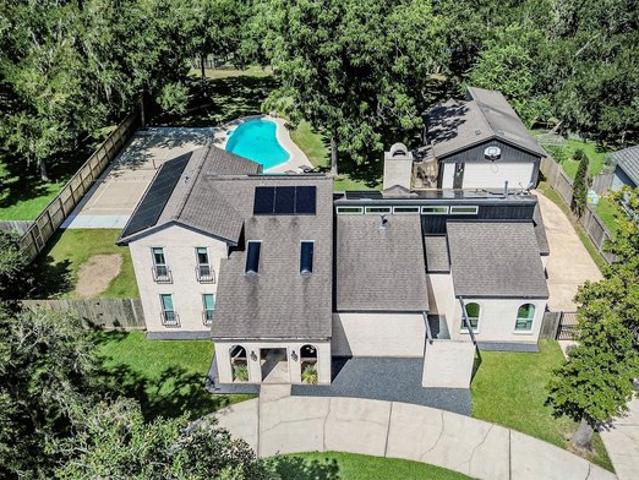 15526 Wandering Trl, Friendswood, TX 77546