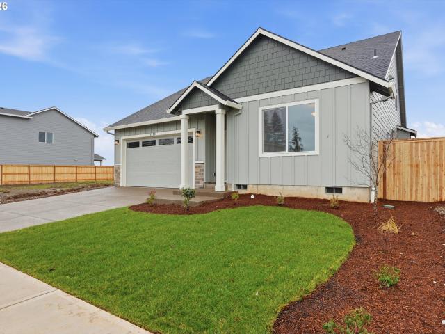 1552 NW Tracy ST