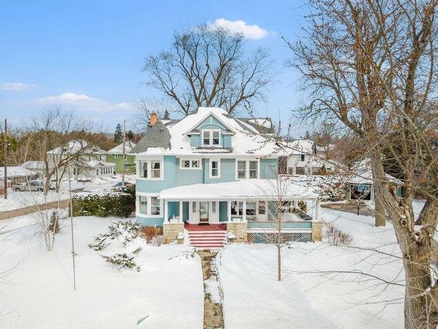 1552 Algoma Blvd, Oshkosh, WI 54901