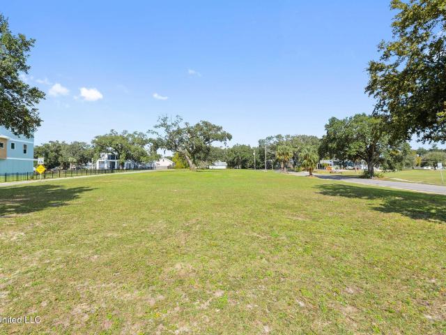 1552 Beach Boulevard