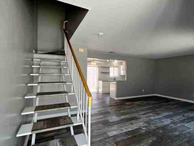 1552 Elm Ave F 2 Bedroom Apartment for Rent at 1552 Elm Ave, Costa Mesa, CA 92626 Mesa Verde