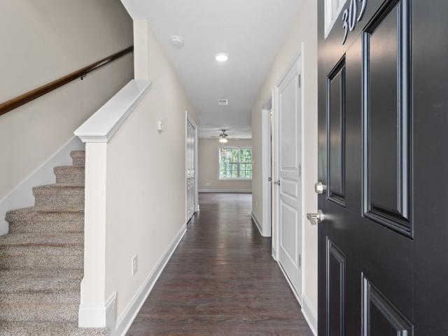 1552 Tylertown Rd # 301
