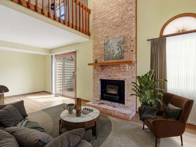 15534 Whitehall Ln, Orland Park, IL 60462 | Compass