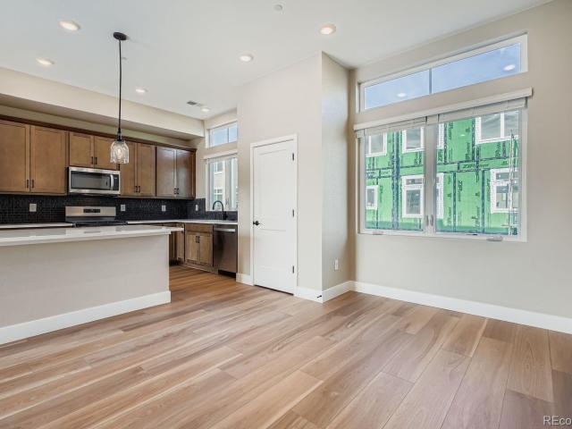 15538 W Washburn Avenue # 18