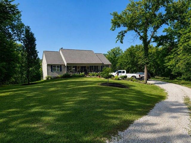 15538 Gardnersville Rd, De Mossville, KY 41033