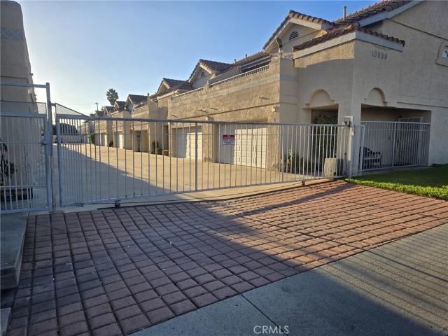 15539 Woodruff Ave, Unit 17, Bellflower, CA 90706 | MLS #SB25200 | Compass