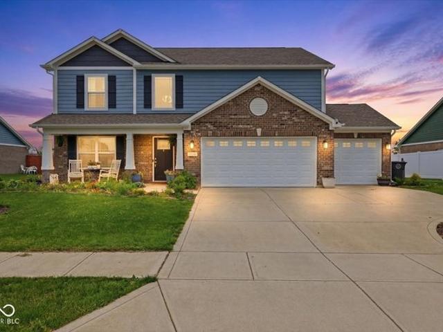 1553 Bush Way, Shelbyville, IN 46176