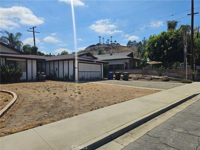1553 Crest Way, Pomona, CA 91768