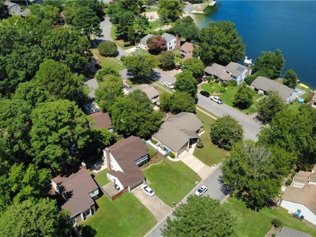 1553 Edgewater DR