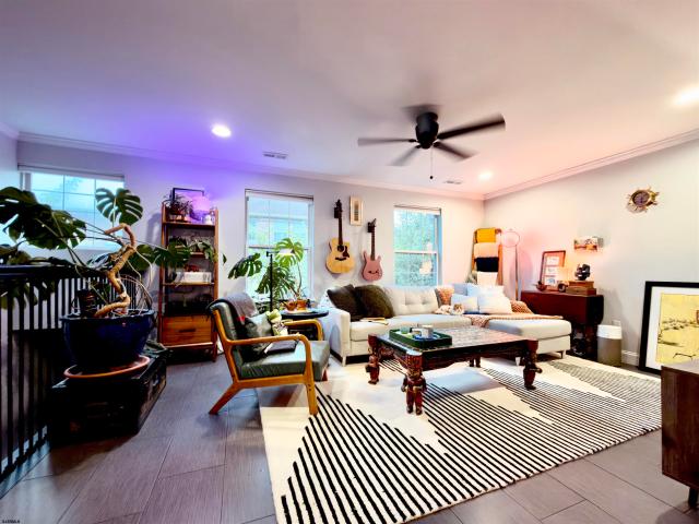 1553 Thomas Jefferson Ct