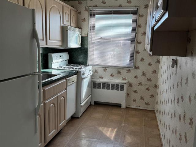 155 2 th Street, Unit 4