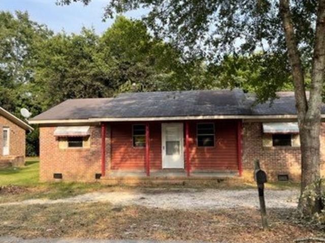 155 Canna St, Barnwell, SC 29812