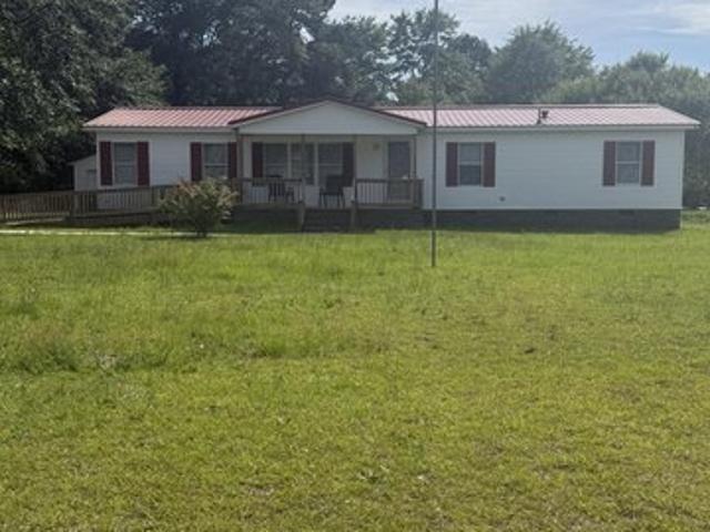 155 Charles St, Hamlet, NC 28345
