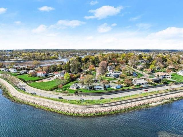 155 Battery Park Dr, Bridgeport, CT 06605